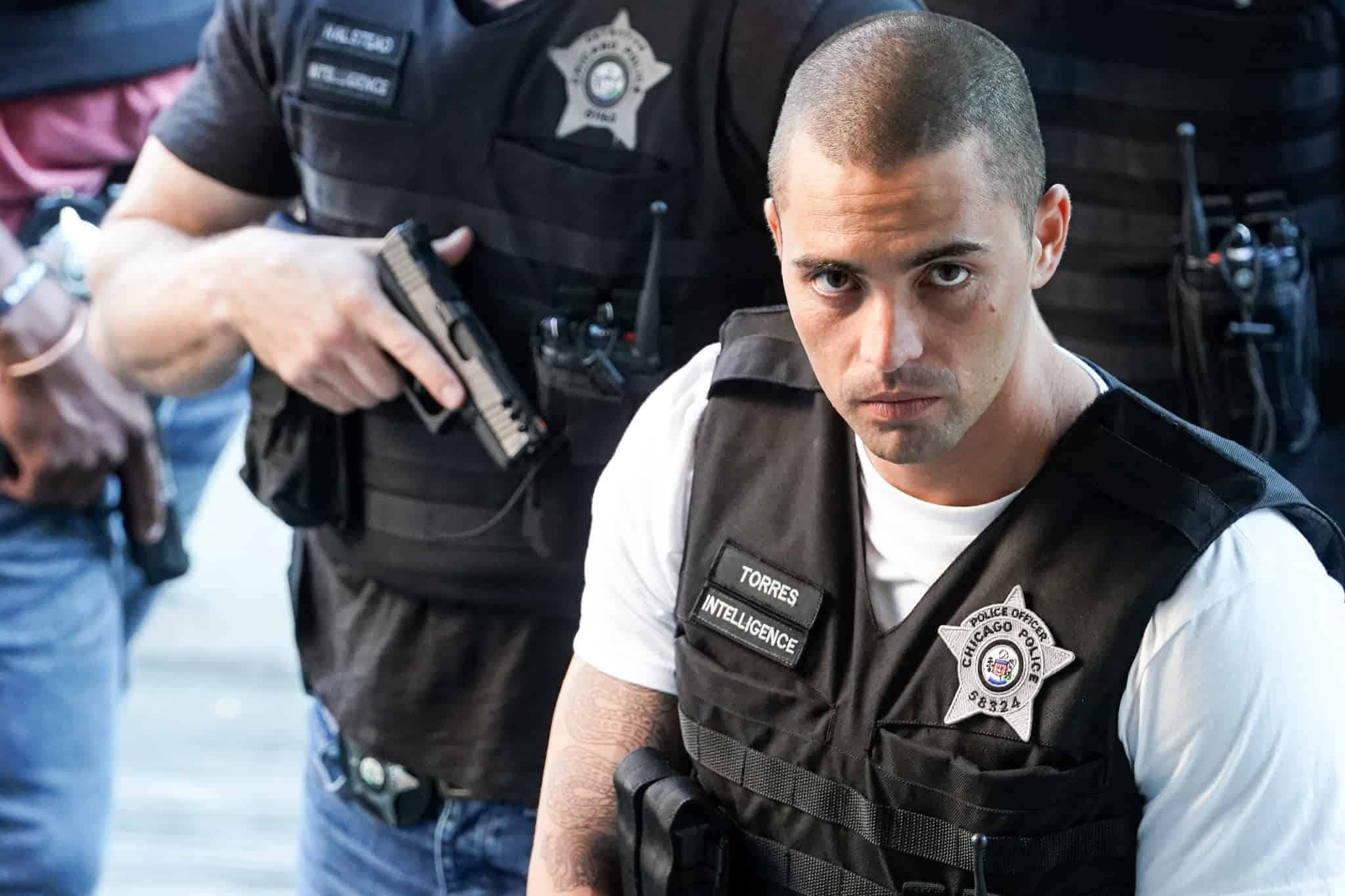 『シカゴ P.D.』新レギュラーに注目！トレス役ベンハミン・レビ・アギラルの魅力を徹底解剖 - 海外ドラマNAVI